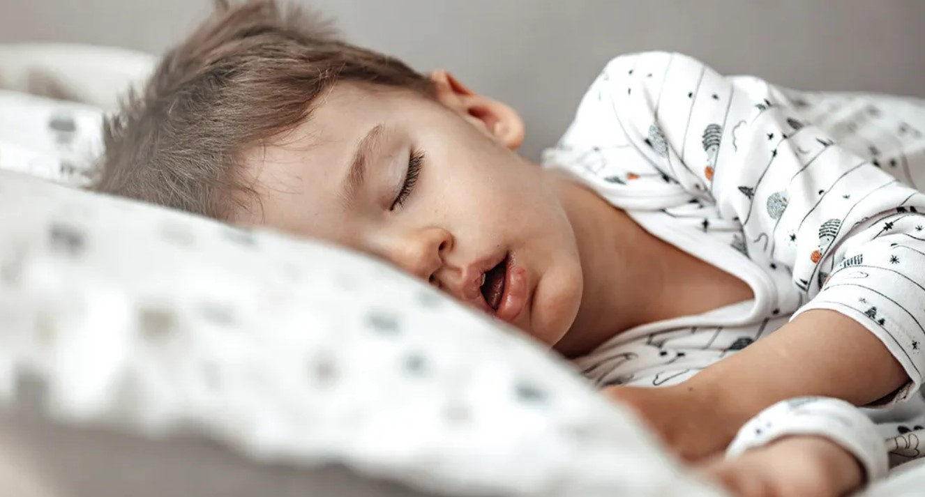 Childhood Sleep Apnea: Symptoms, Causes, and Treatment Options